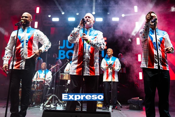 Jerry Rivas habla sobre su trayectoria en El Gran Combo de Puerto Rico ...