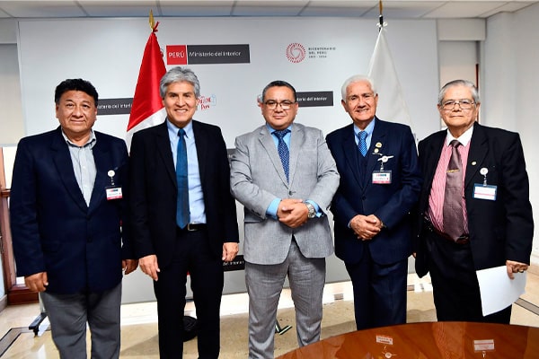 Mindef y Mininter incluyen a pensionistas militares y policiales en ...